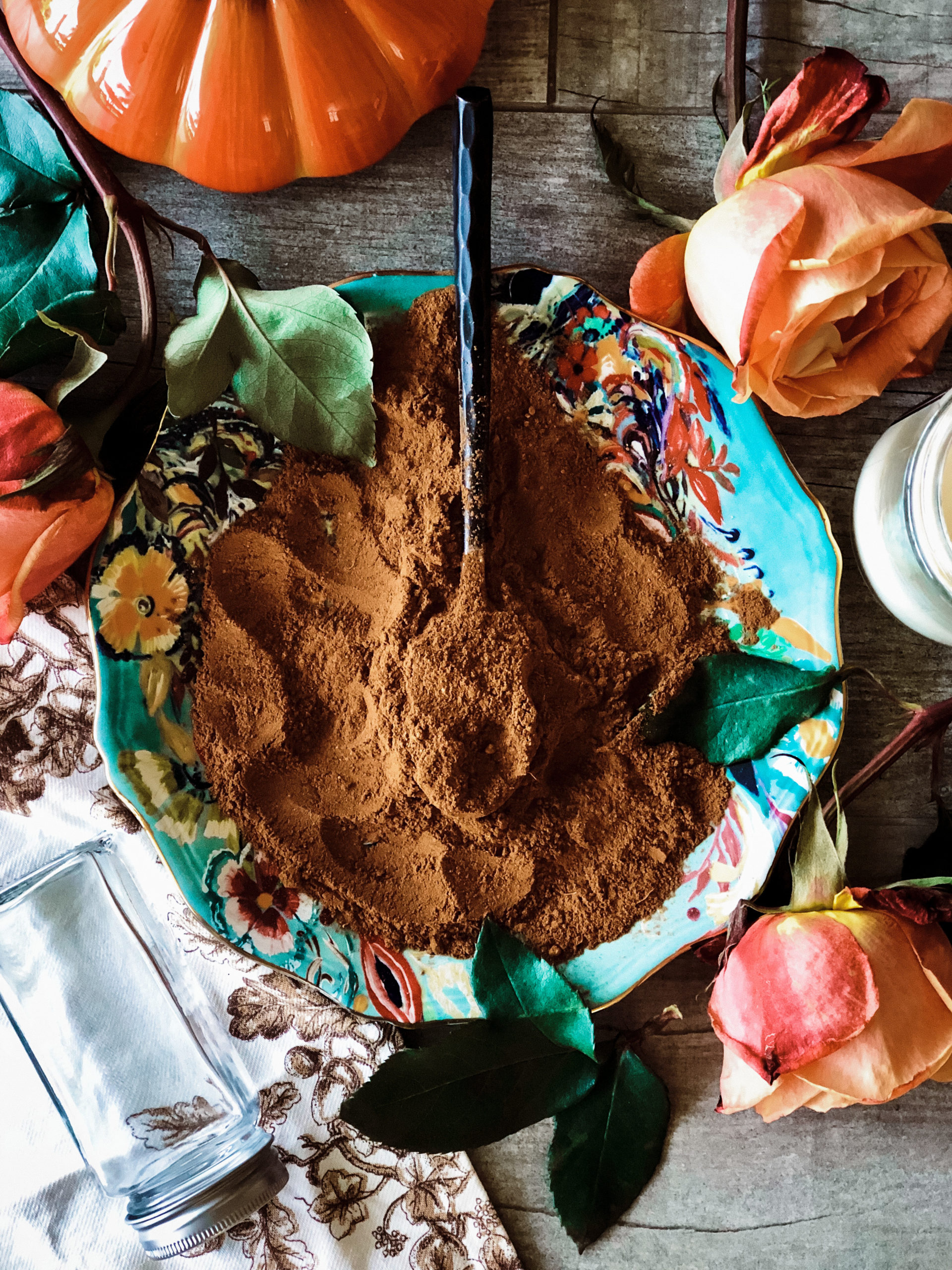 How to Make Pumpkin Pie Spice - Seasonally Jane